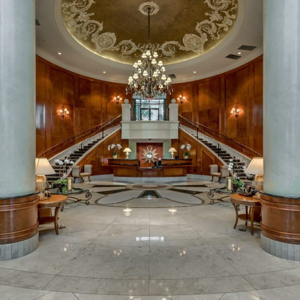 PARK TOWERS The Marks, Minelli-Reyes Team